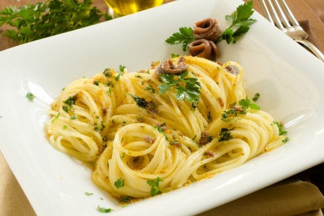 Spaghetti, penne rigate, fusilli: storia e ricette dei 3 formati più ...