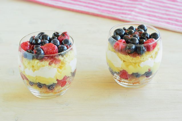 Trifle: la ricetta del goloso dolce inglese a strati