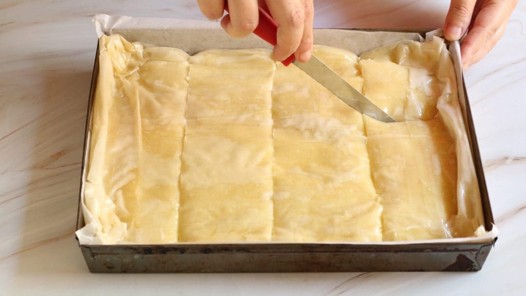 Bougatsa: das Rezept für das griechische Dessert, außen knusprig und ...