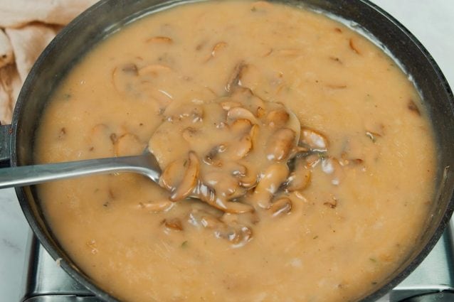 Salsa di funghi: la ricetta del condimento cremoso e saporito