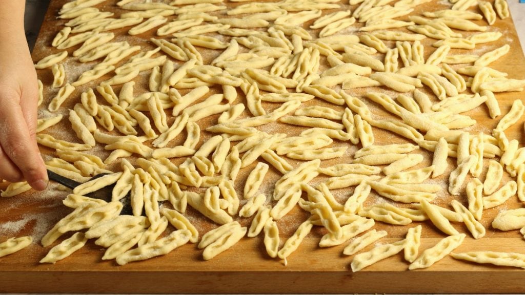 Strascinati: la ricetta del tipico formato di pasta lucano