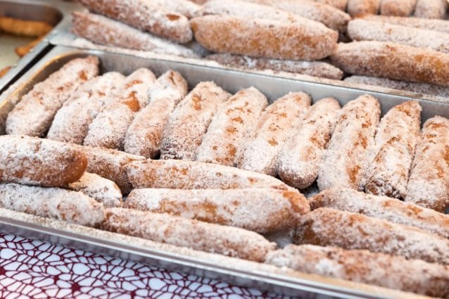 Cosa mangiare ad Acireale durante il Carnevale: ricette e dolci tipici