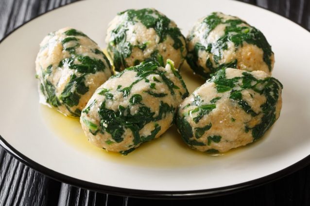 Dagli strangolapreti agli spätzle: ricette e piatti tipici di Trento