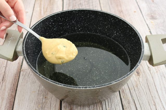 Cuculli: la ricetta genovese delle frittelle con farina di ceci