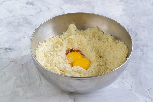 Pasta sablée: la ricetta della frolla friabile e burrosa per biscotti e ...