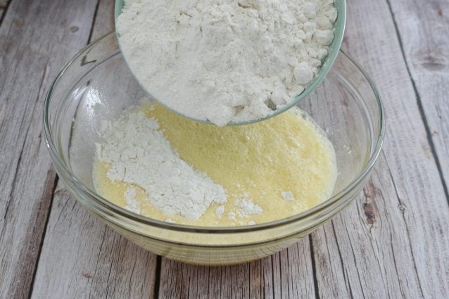 Guanti caleni: la ricetta dei dolci fritti di Carnevale tipici campani