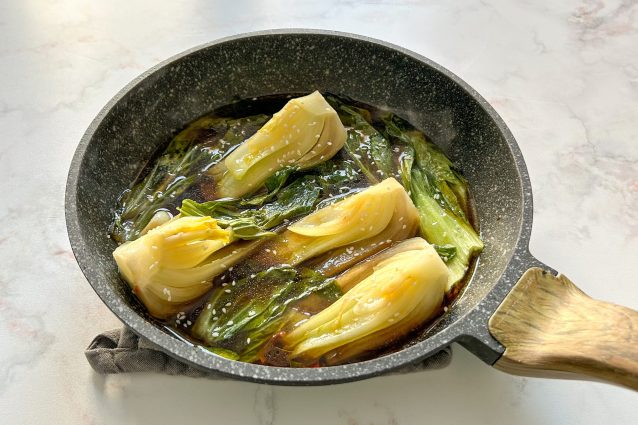 Pak choi in padella: la ricetta del contorno di cavolo cinese semplice ...