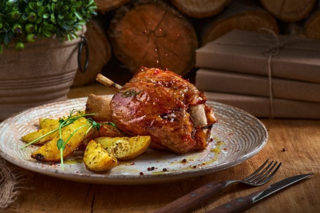 Come cucinare ogni parte del maiale: consigli e ricette
