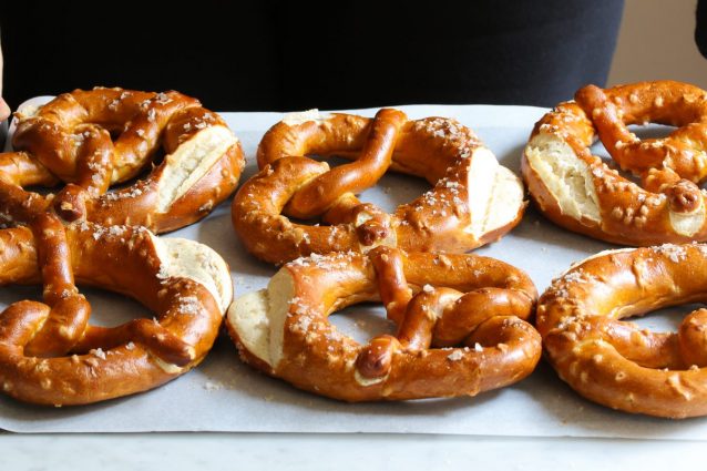 Pretzel: la ricetta del tipico pane tirolese intrecciato