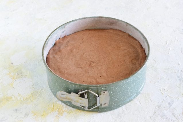 Torta profiteroles: la ricetta del dessert goloso e scenografico