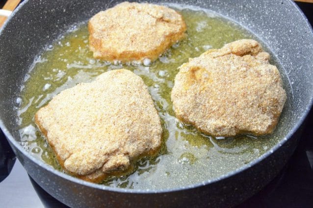 Cuisses de poulet croustillantes : la recette d’un plat doré et ...