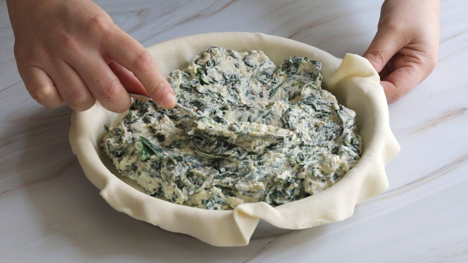 Step-by-Step Recipe Guide To Making An Exquisite Pasqualine Cake