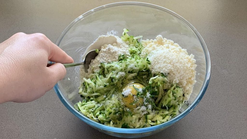 Zucchini-Rösti: das leckere und leichte Rezept - Аlte Oma Rezepte