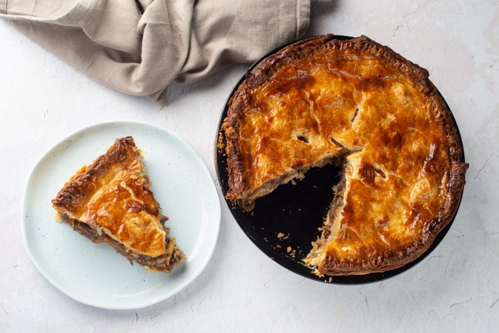 Meat Pie: the tastiest recipe for the traditional Australian savory pie