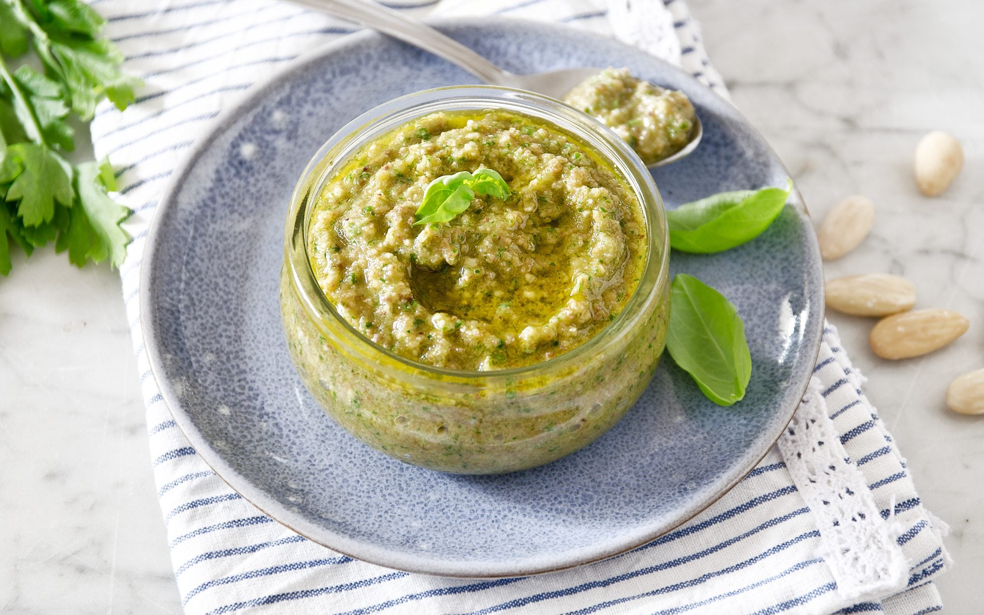 Creamy and Refreshing Green Olives and Almonds Pesto