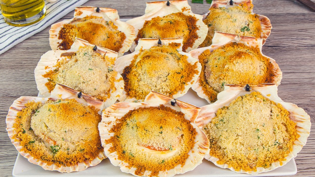 Scallop Gratin with Béchamel: Creamy, Golden, and Irresistible