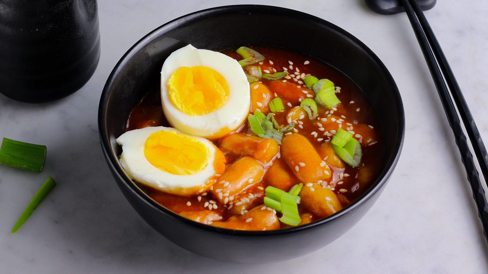 Classic Tteokbokki (Korean Spicy Rice Cakes Recipe)
