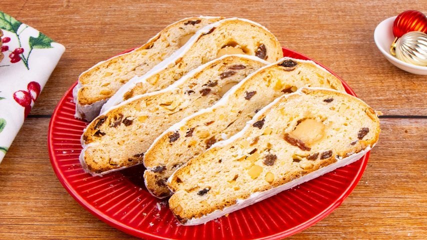 Stollen, The Typical German Christmas dessert!