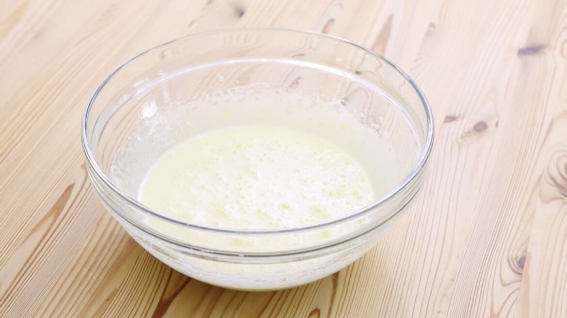 Lemon Ice Cream Cake: Fresh and Delicate in Flavor